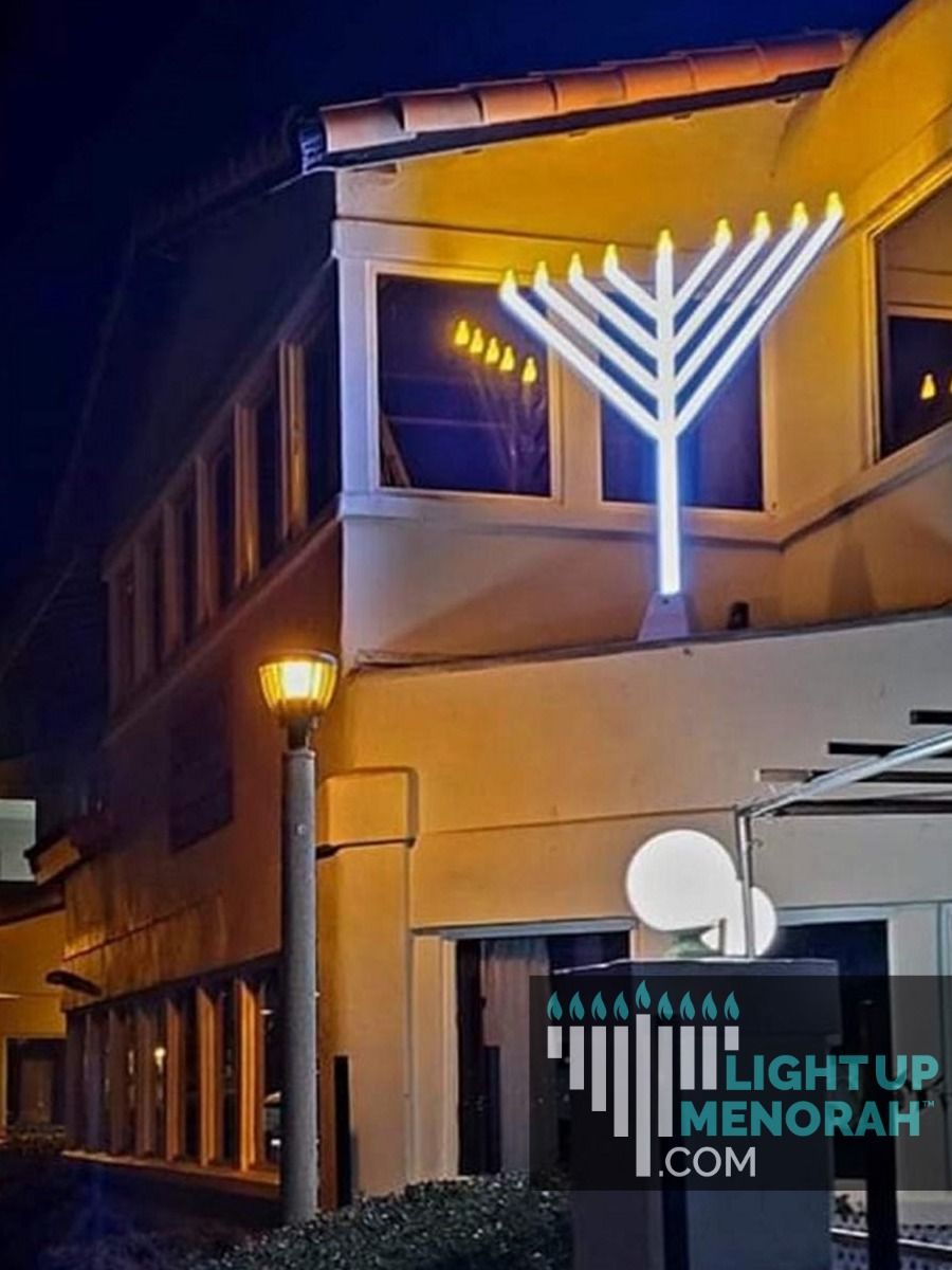 light up menorah